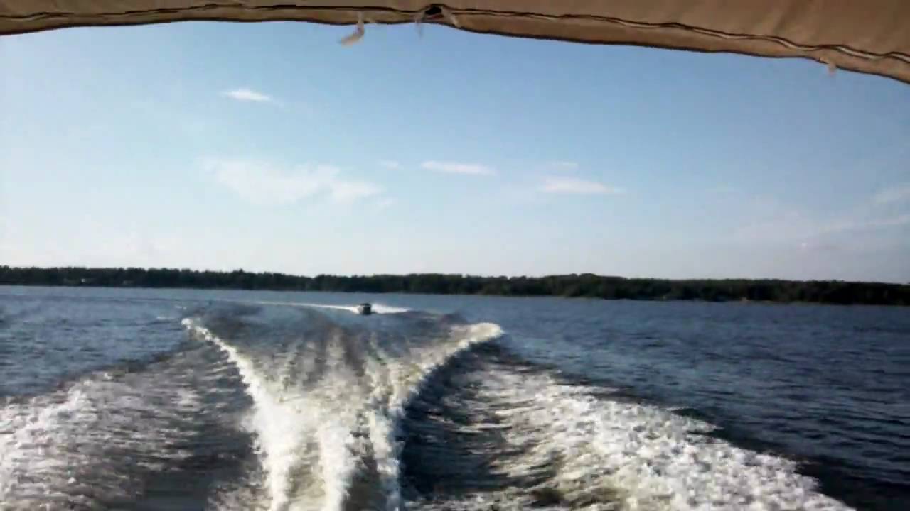 Speedboat jump 2 - YouTube