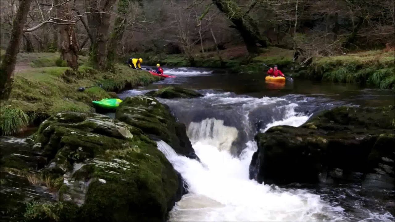 B3C paddle the Walkham Slot - 13 Jan 2013 - YouTube