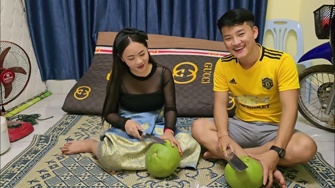 hnub no kuv tus hlub wb los sib xeem tev txiv thiab noj txiv - YouTube