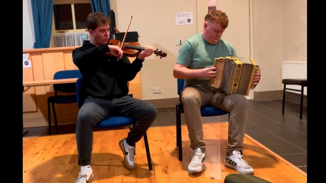 James Morrison’s Fiddle & Melodeon: Jigs - YouTube