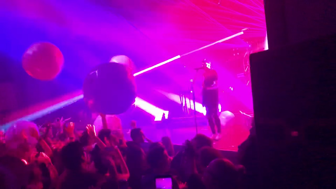 Simple Creatures - Lucy(partial) Live 11/12/19 - YouTube