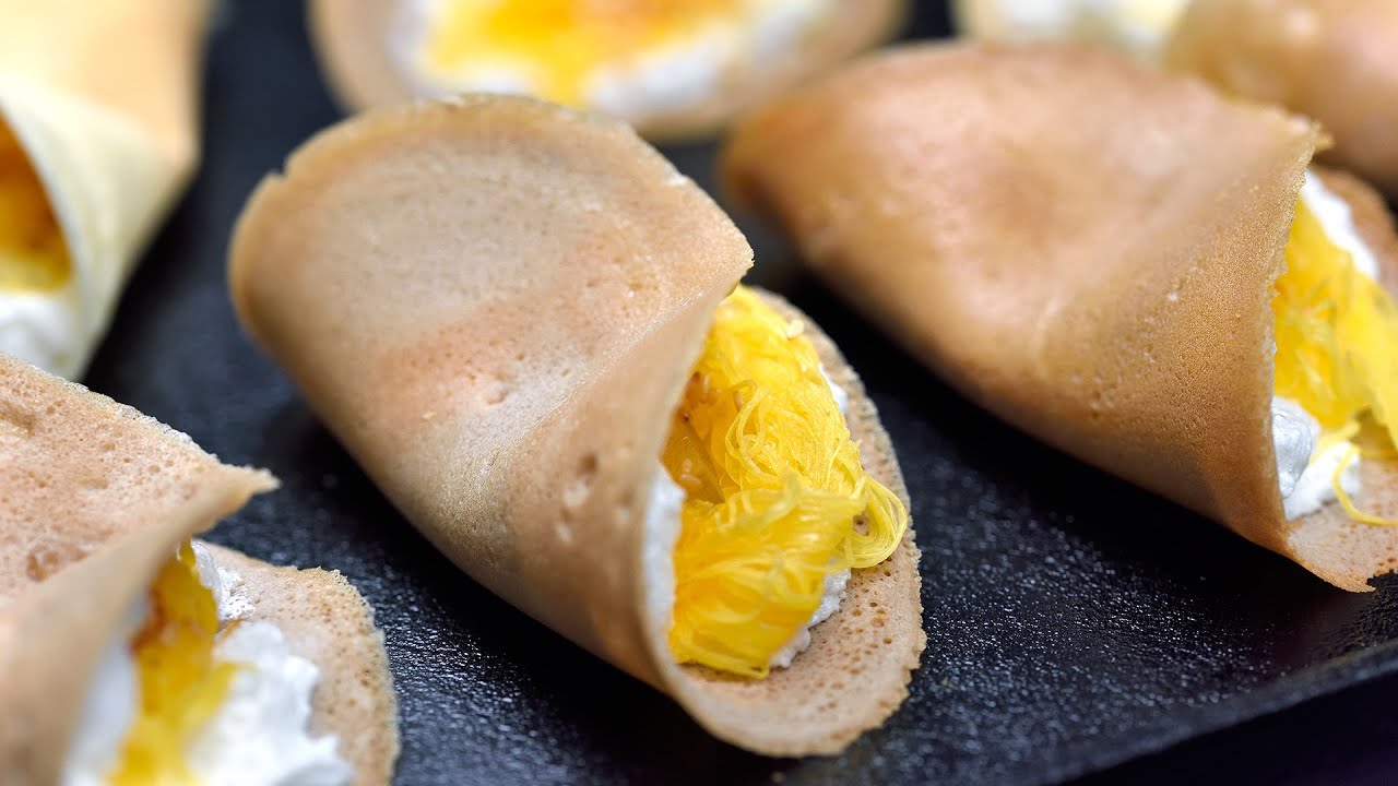 Khanom buang - tajskie chrupiące naleśniki - YouTube