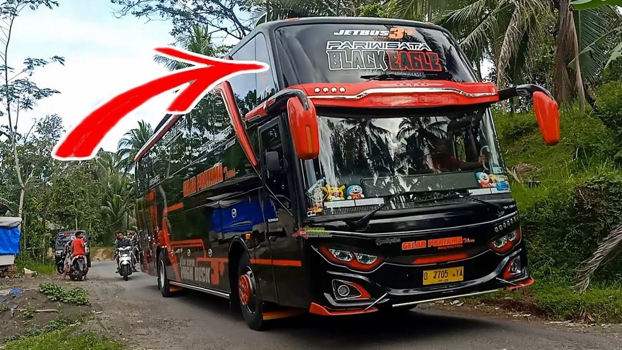 BUS PARIWISATA MEWAH SAINGAN YANG LAGI VIRAL DI ACEH - YouTube