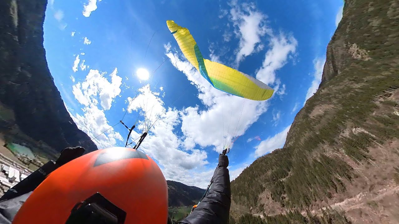 Paragliding | real-life side collapse & recovery | Advanced XI - YouTube