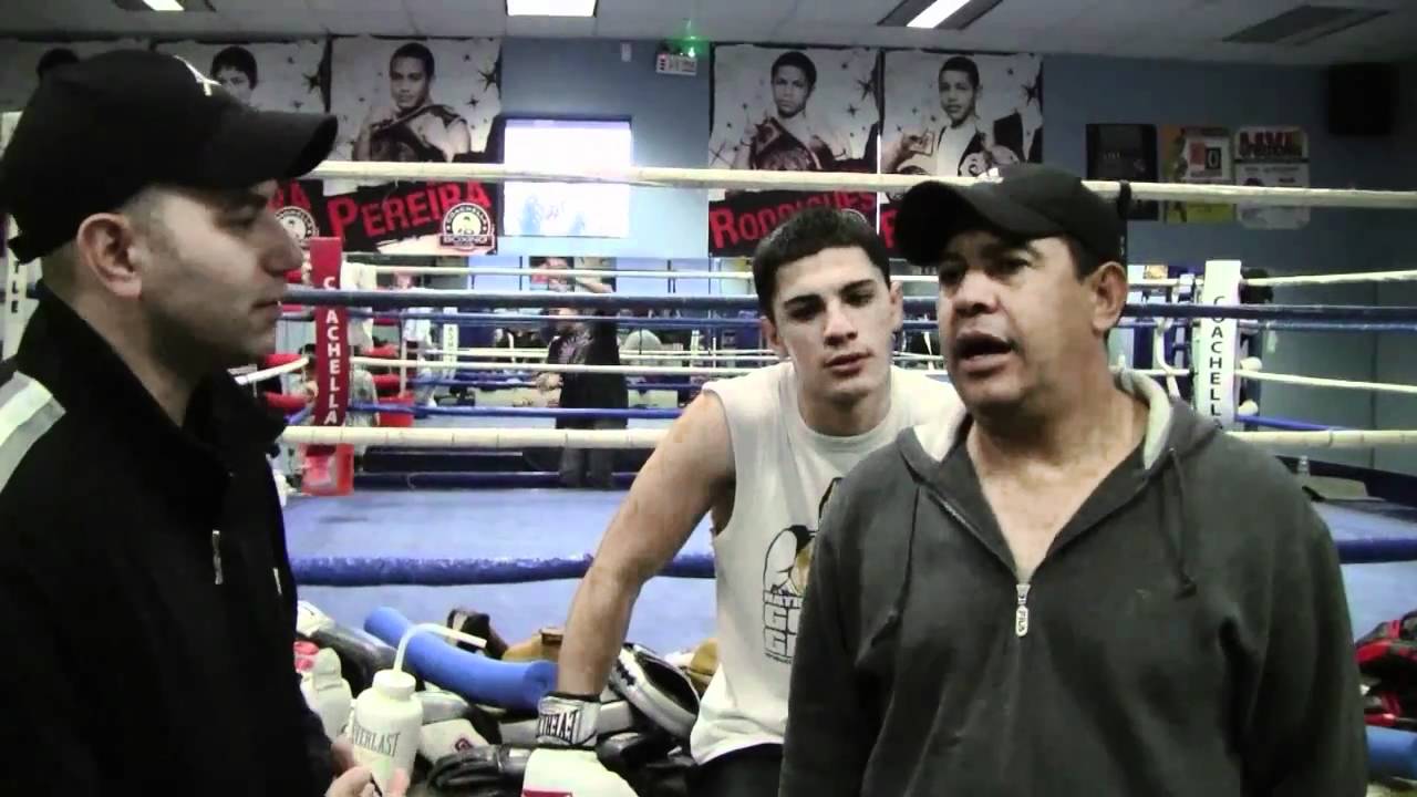 boxing trainer marcos caballero reps Nicaragua - YouTube