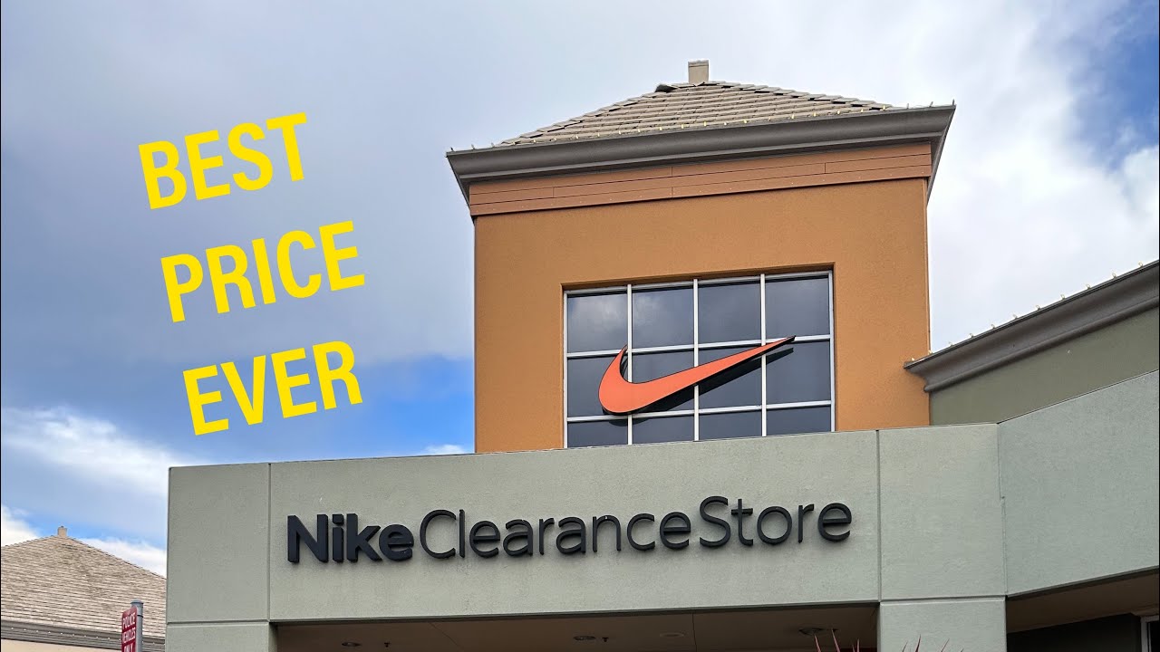 PRICE CHECK AT NIKE CLEARANCE COMPARE TO NIKE OUTLETS. - YouTube
