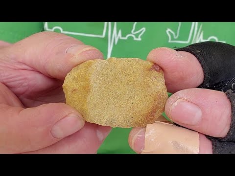 Flint Knapping - Most Perfect Cobble of Chert to Work - YouTube