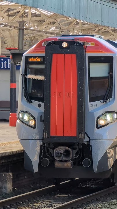 TfW 197003 departs Newport (South Wales) with two tone - YouTube