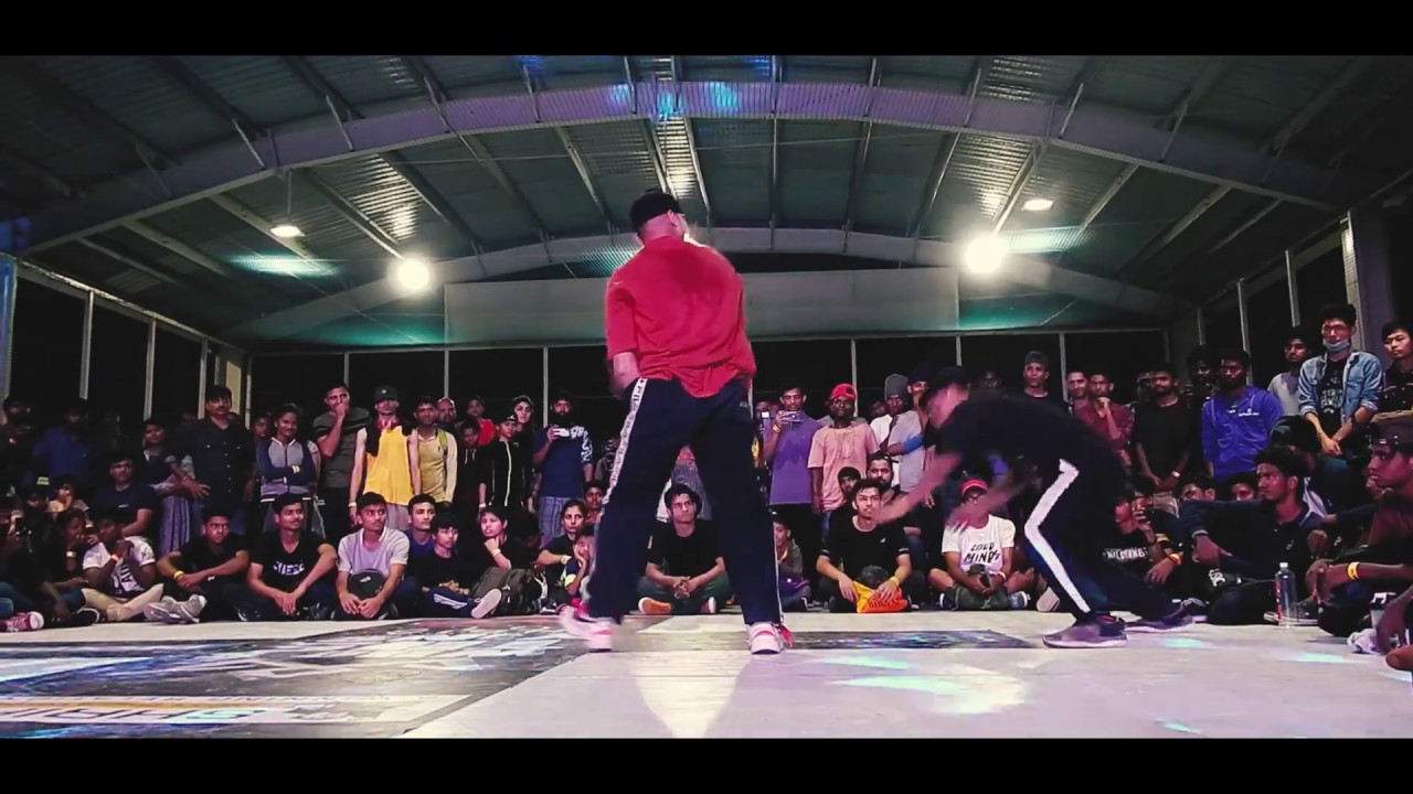 Bboy FlyingMachine | Who's the King 2019|Chennai. - YouTube