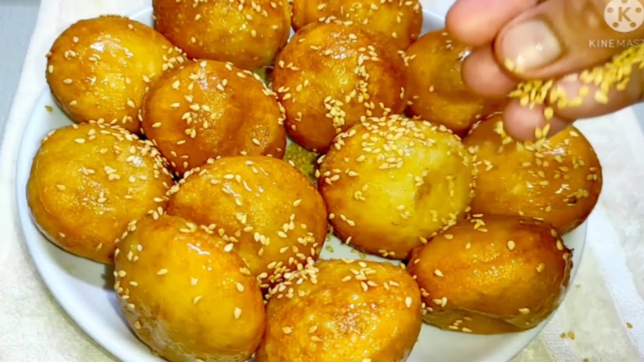 How to make Crunchy Jubniya Sweet Arabic style - YouTube