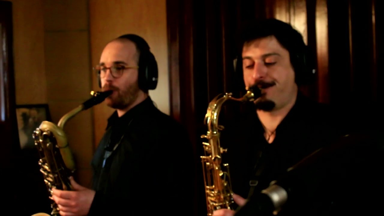 Perro Suizo - El Diablo Es Mi Amigo / Sessions live Penny Lane / - YouTube