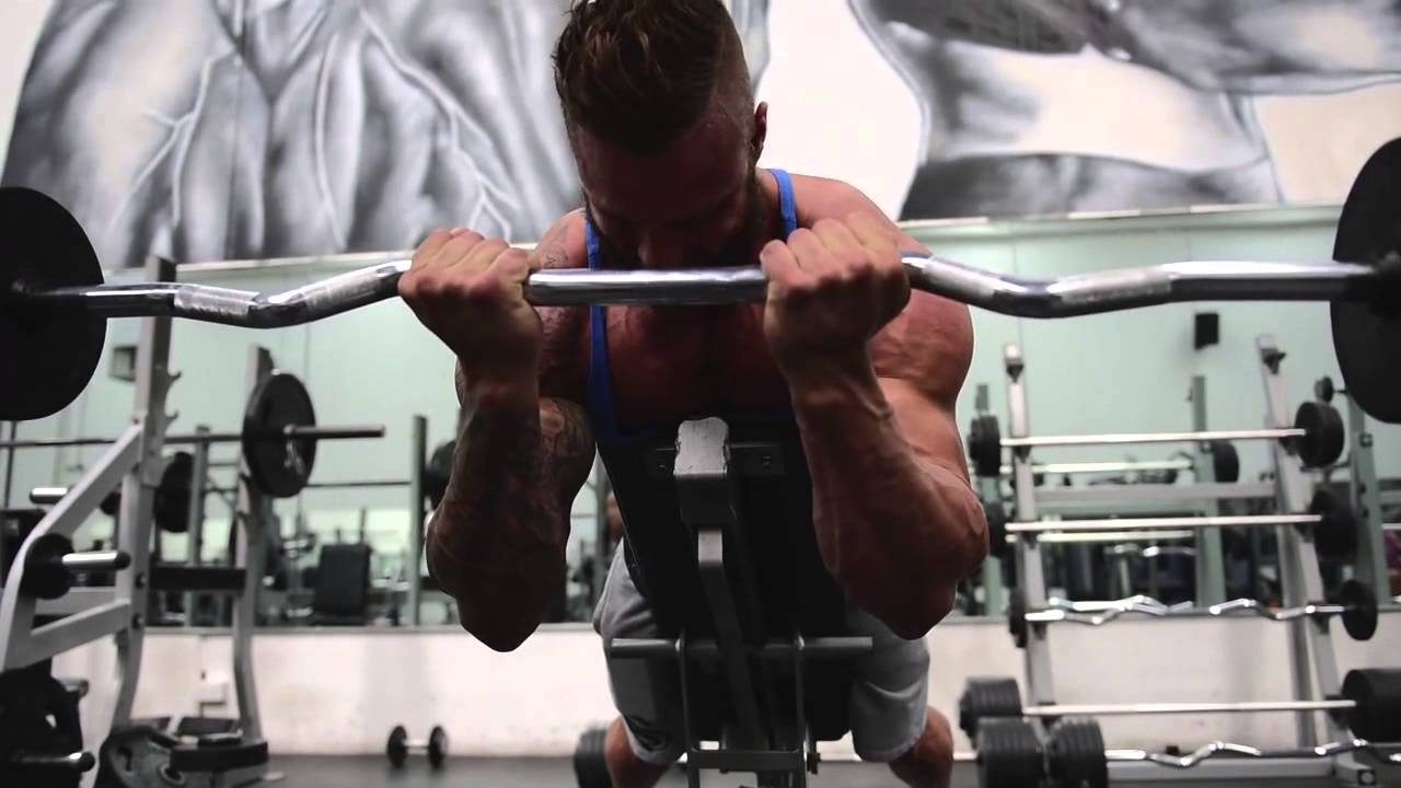 Eddy Ung and Zac Smith Train Biceps and Triceps together for STRONG ...