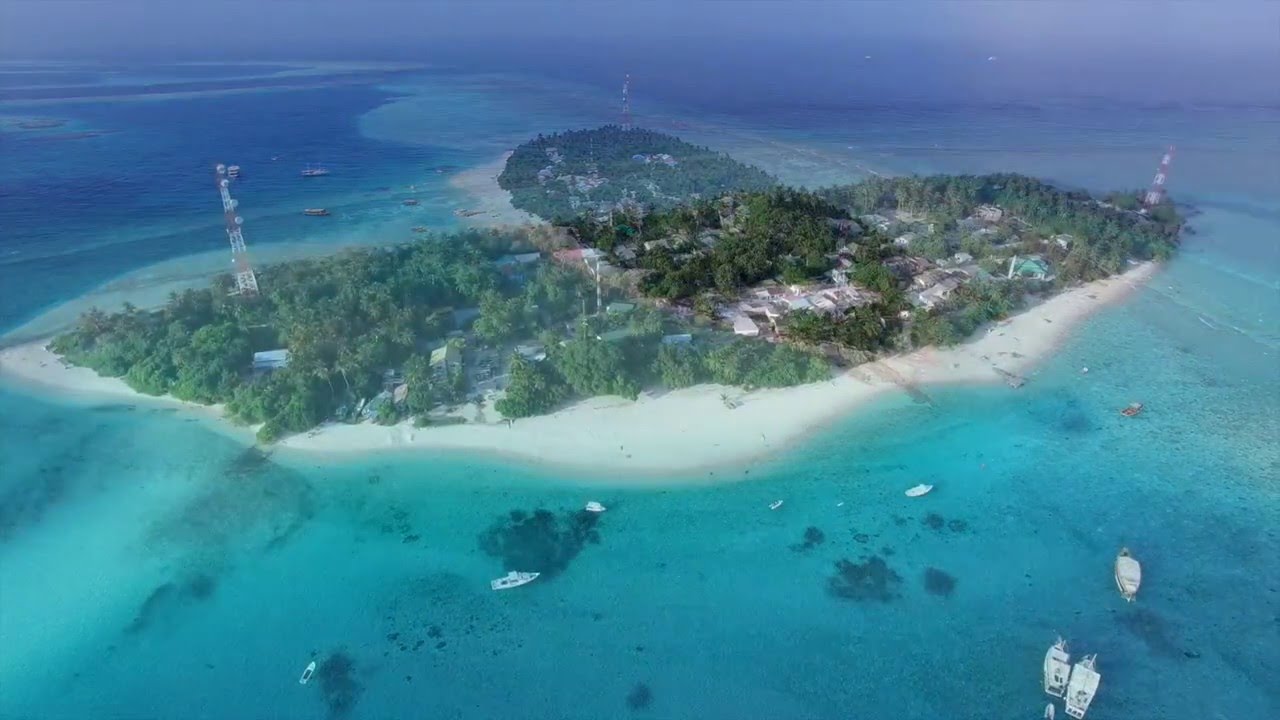Fulidhoo Island - YouTube