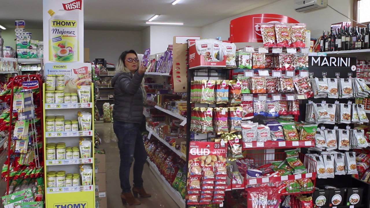 Humor 2017 (Fiza, Kungji & Dreni) - Një çokoladë një puthje - YouTube