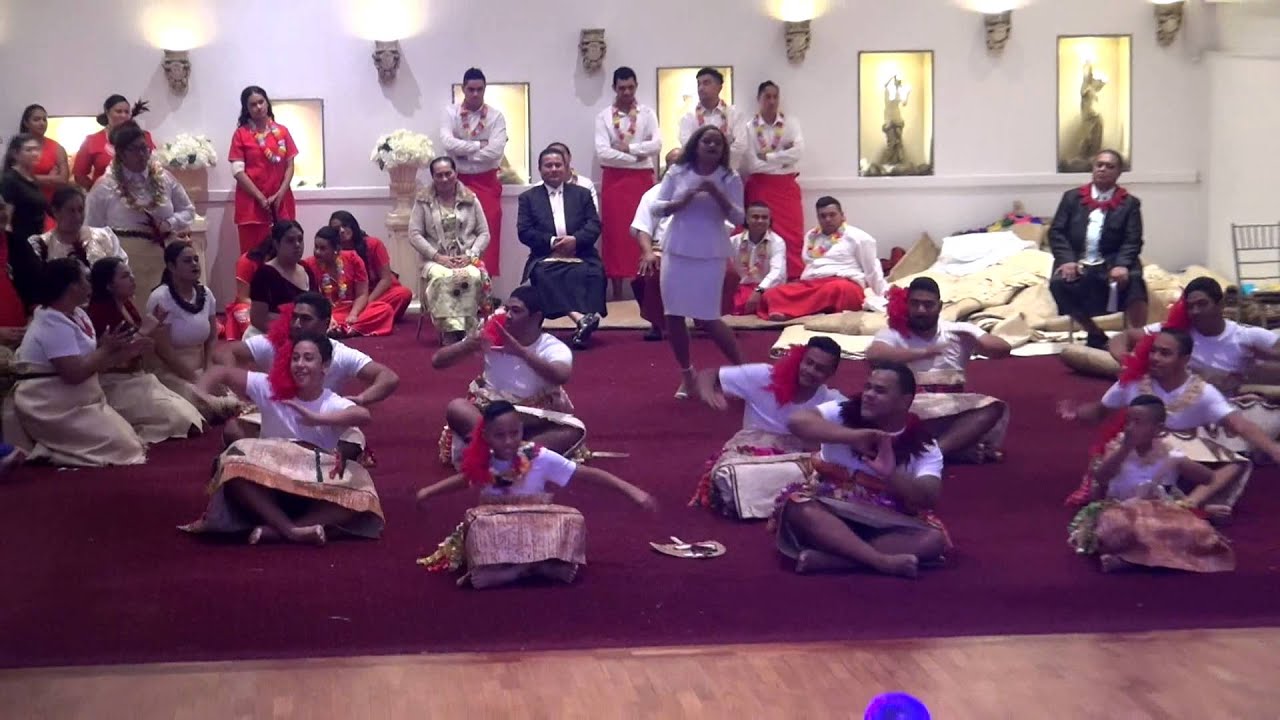 'Ilisapeta Savitar Kolomalu 21st B'day Tau'olunga #7 - Fijian Dance ...