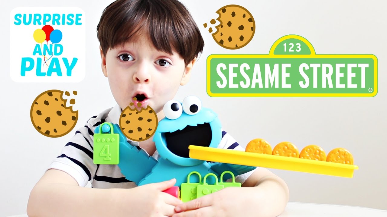 Sesame Street Toys Cookie Monster Cookie Scale - YouTube