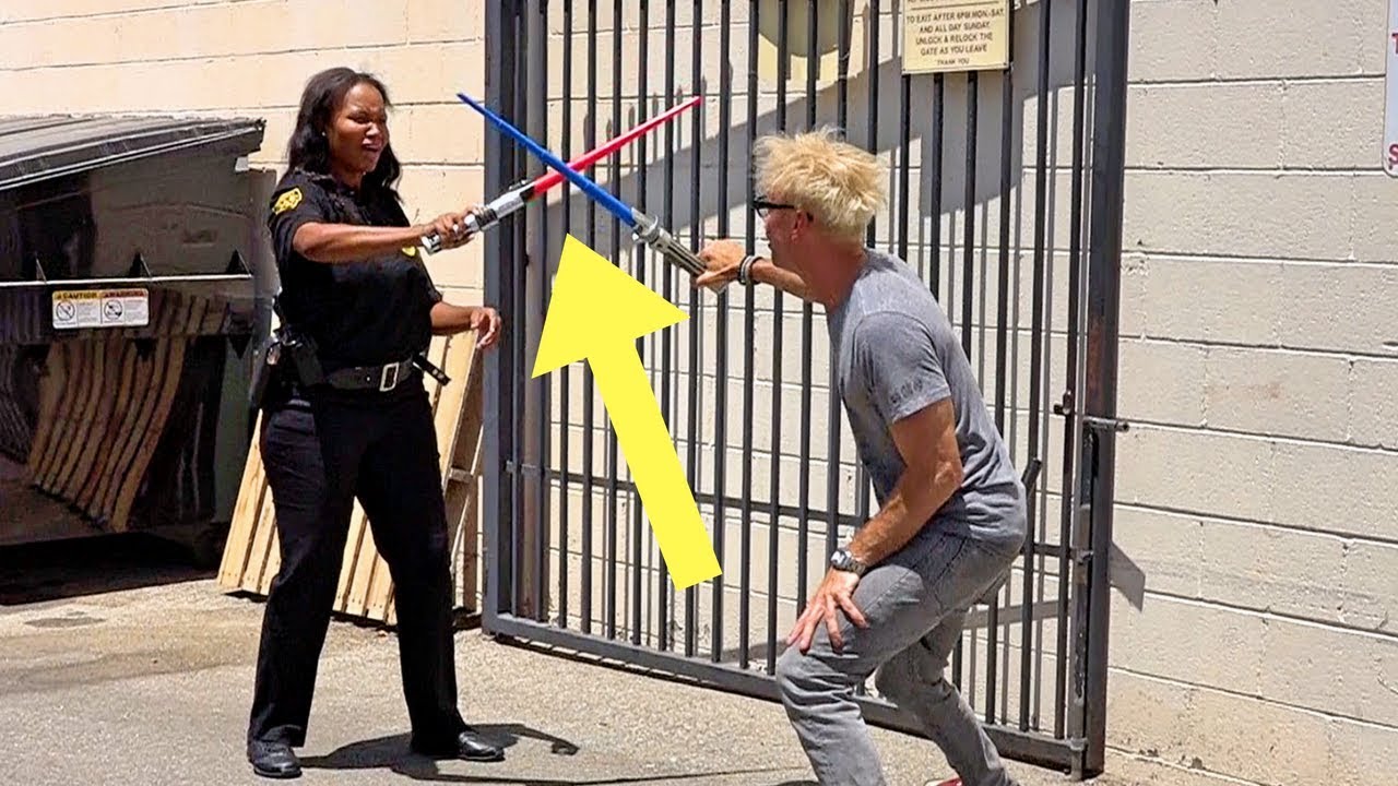 LIGHTSABER FIGHT ON FEMALE SECURITY PRANK!!! (COOLEST GUARD EVER ...