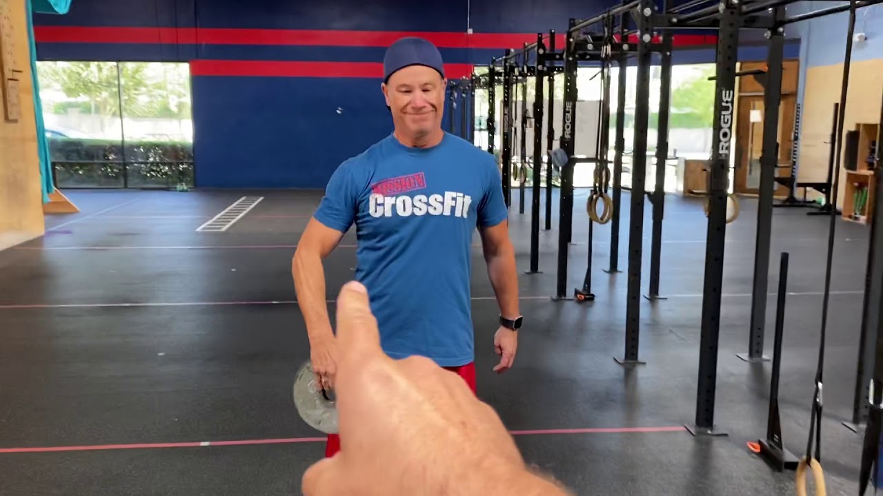 One arm High pull w/Casey - YouTube