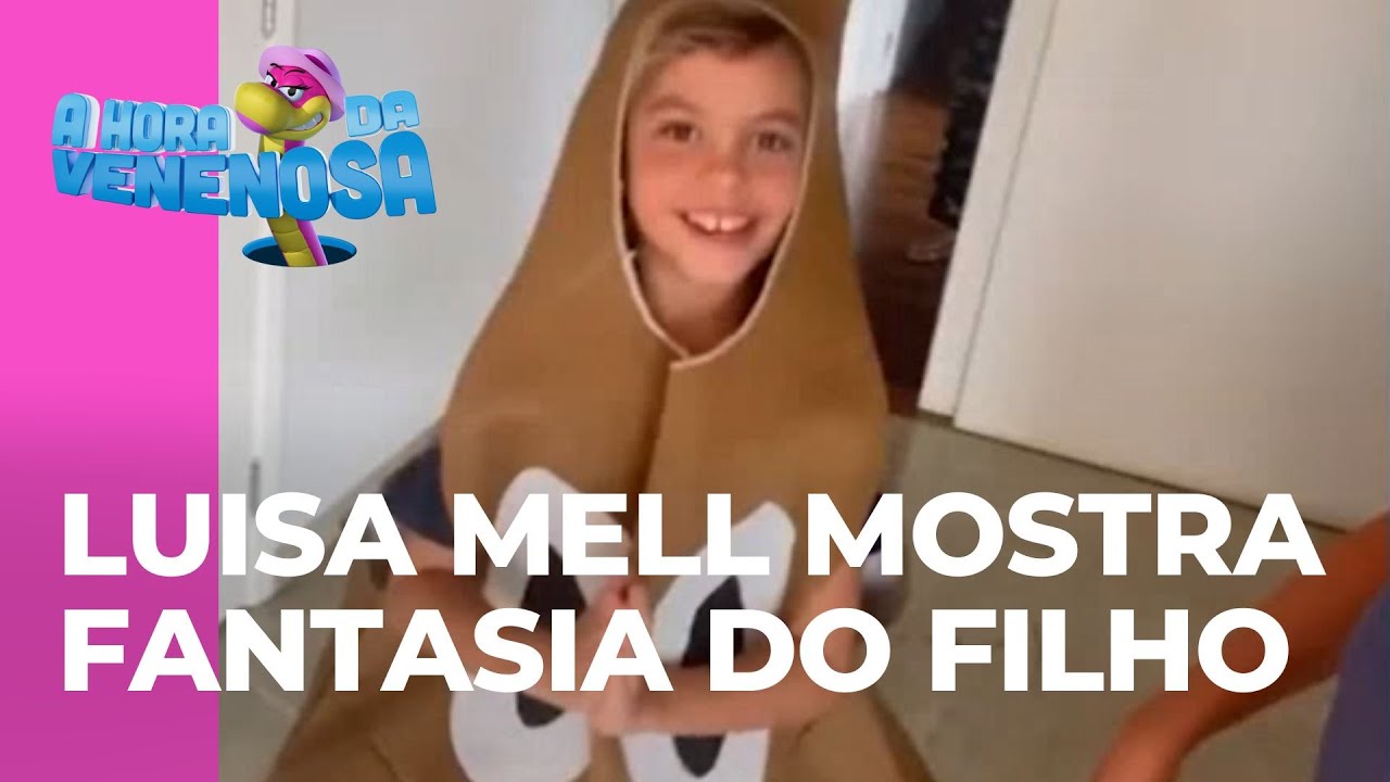 Luisa Mell tem crise de riso ao ver a fantasia de Carnaval do filho - YouTube