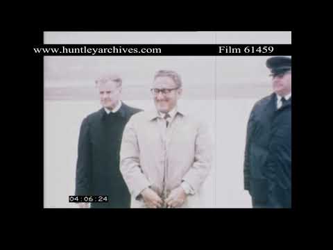 Henry Kissinger arrives for 1973 Vietnamese peace talks, Paris.  Archive film 61459