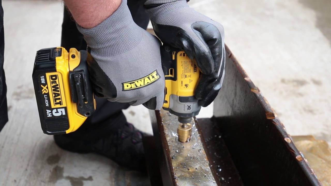 FIRST LOOK! Dewalt DCF887 brushless impact driver - SNEAK PEAK - YouTube