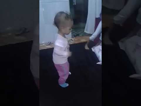 Minha sobrinha Laura, dançando😍