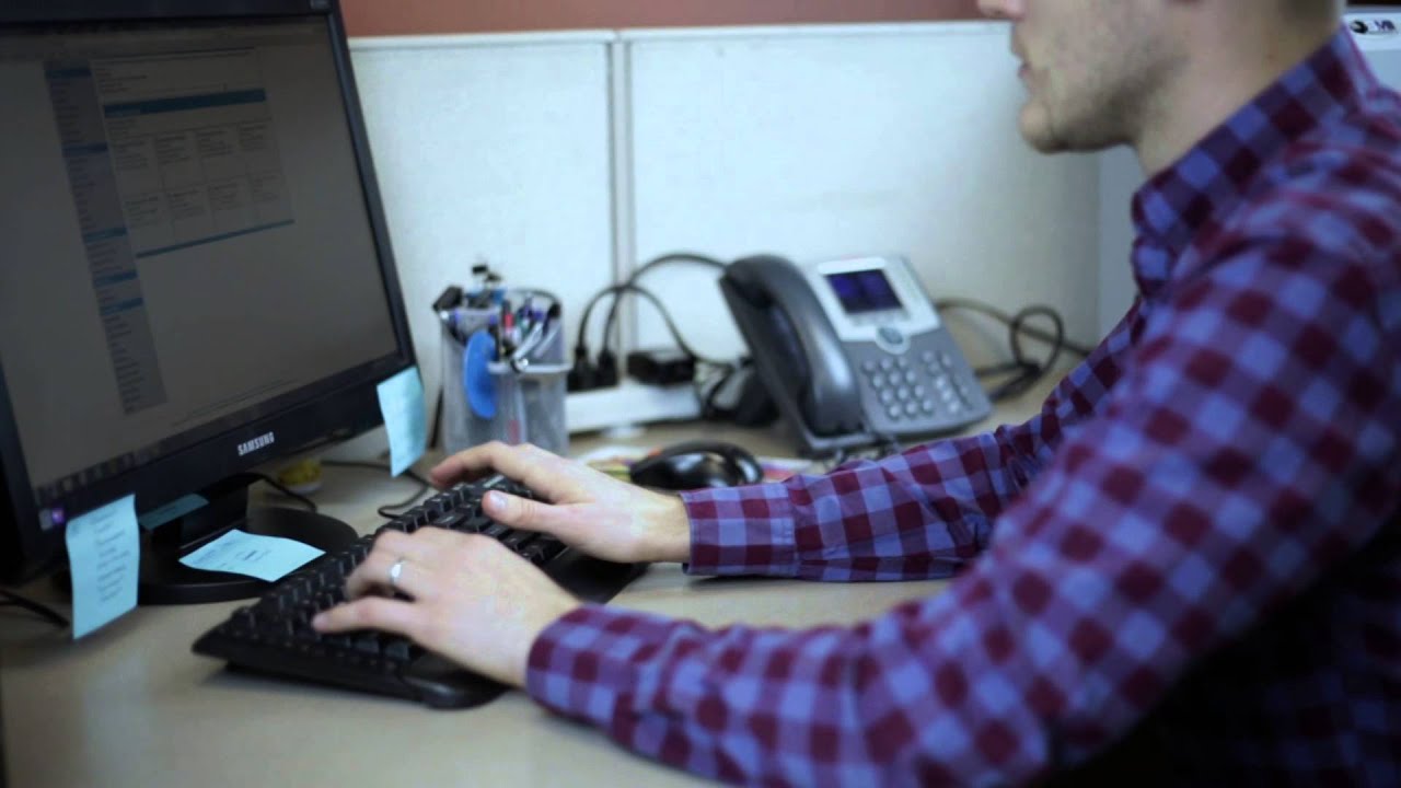 Full Identity on background checks - YouTube