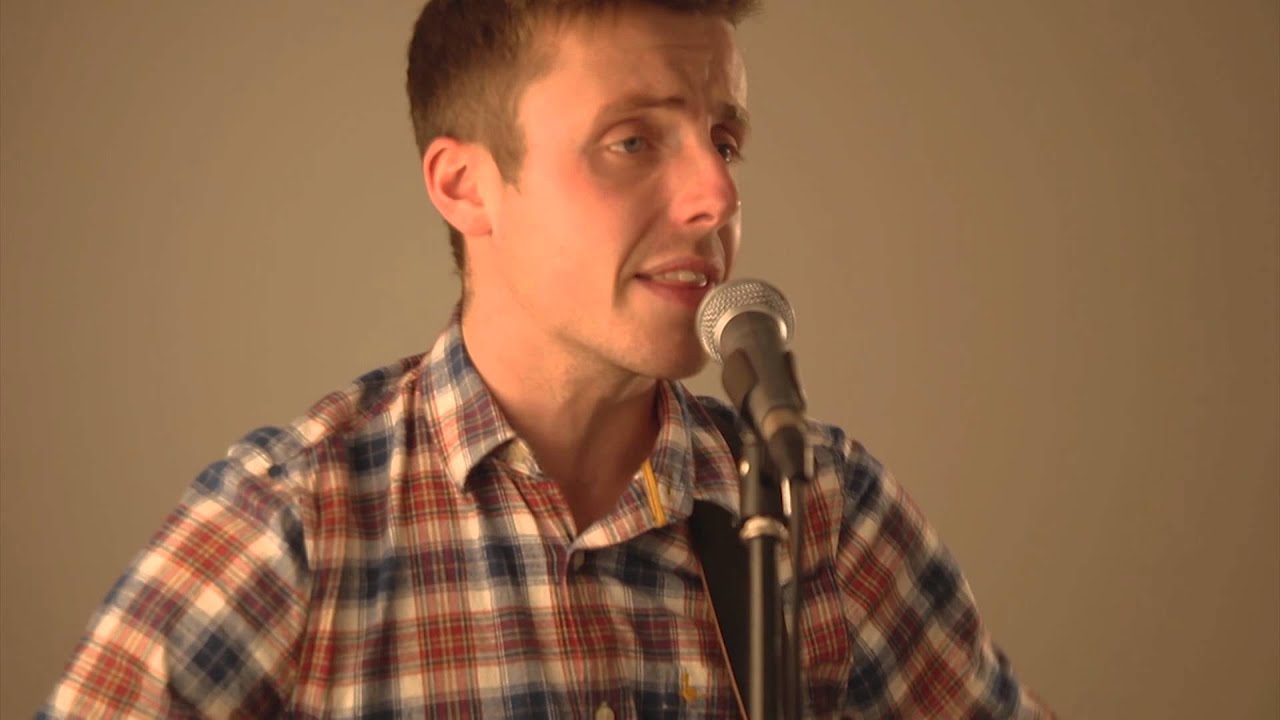 Events Shop- Jonny Ross- (We found love medley) - YouTube
