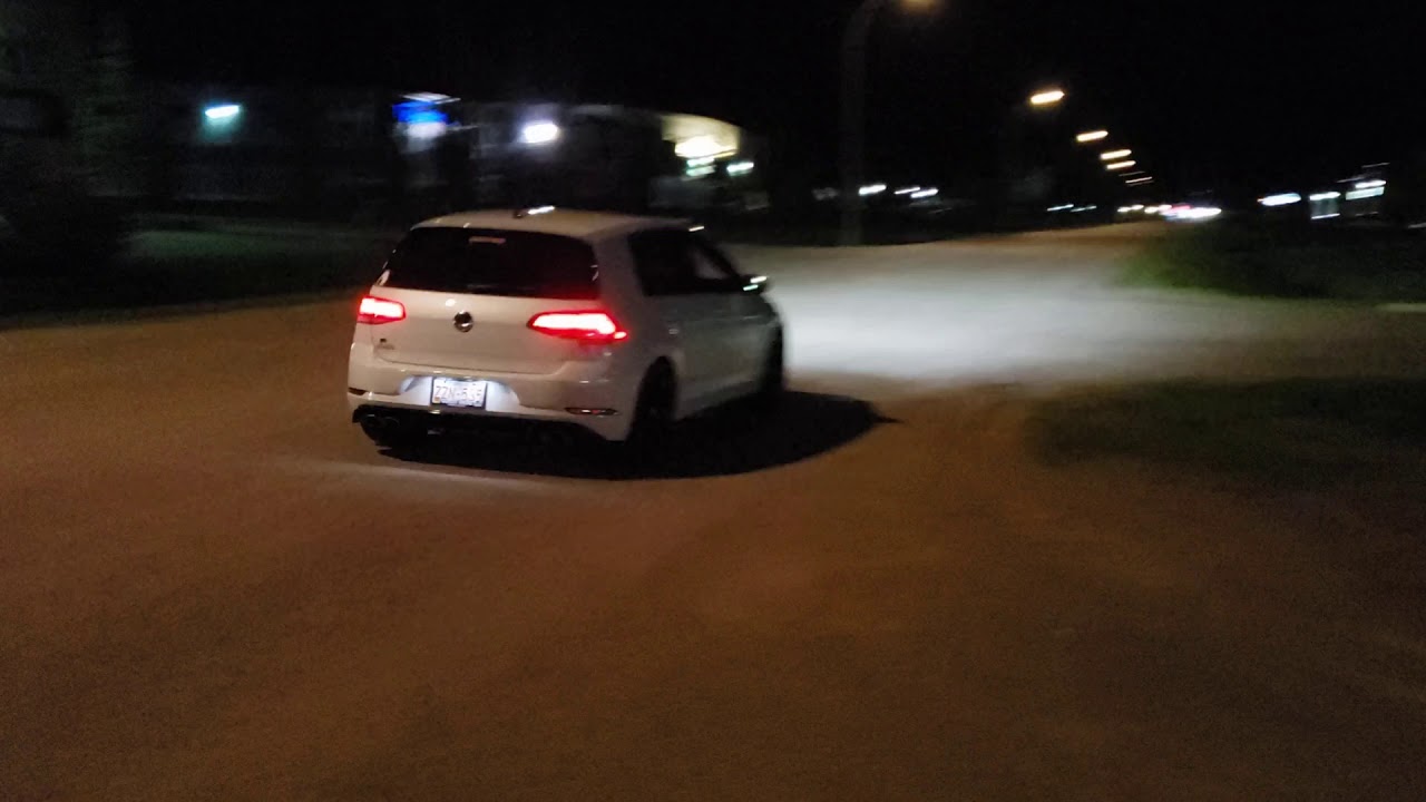 2019 MK7.5 Volkswagen Golf R - STOCK ACCELERATION - YouTube