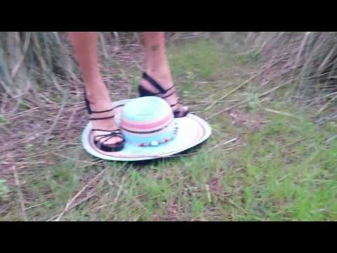 Sandal Cigarette Crush