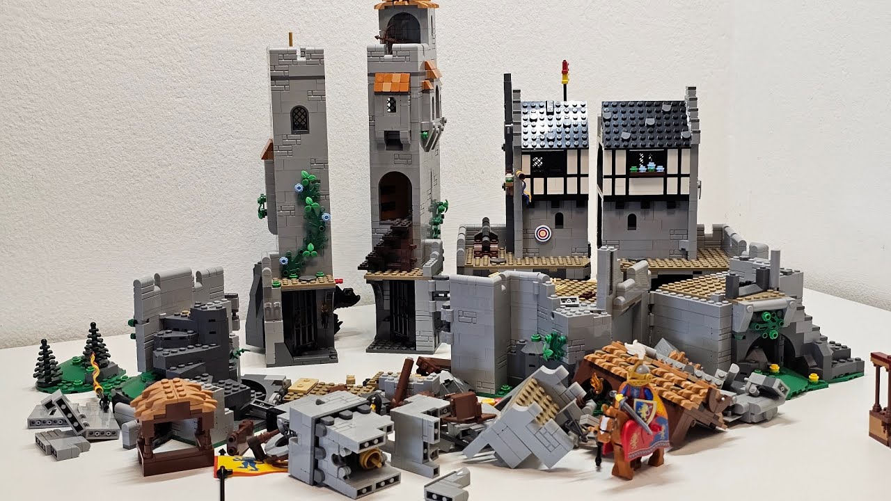 LEGO Ruins of Lion Knight's Castle - YouTube