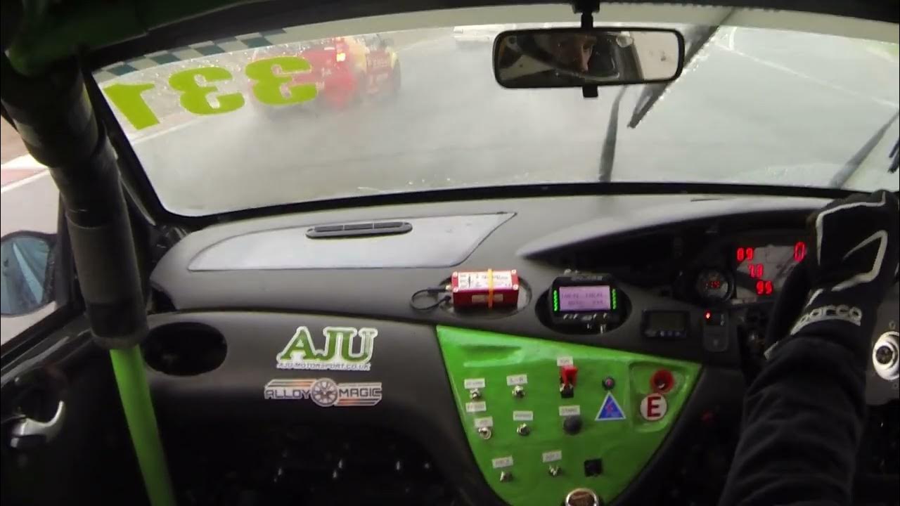 Ford Focus ST170 AJU Motorsport & Underhill Racing Modified Fords Brands Hatch race 2 22-10-2022 ...