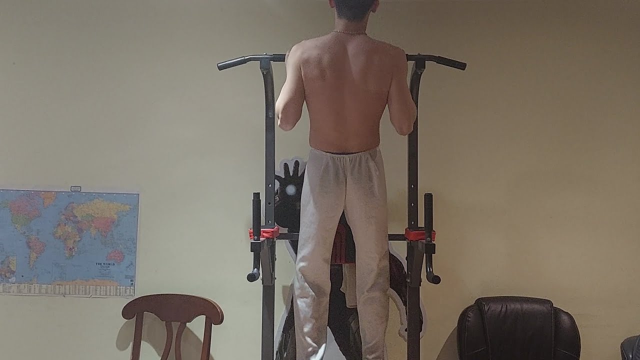 10 pull-ups every day | day 180 - YouTube