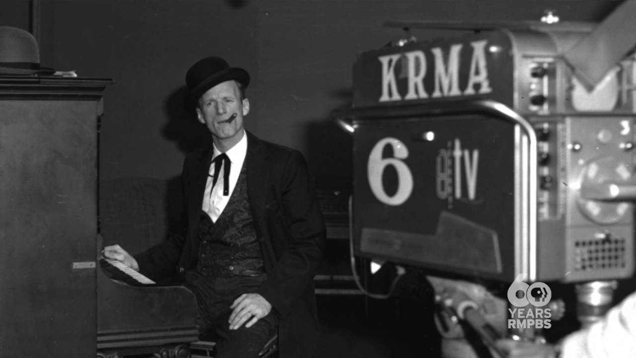 Arts District: Max Morath - YouTube