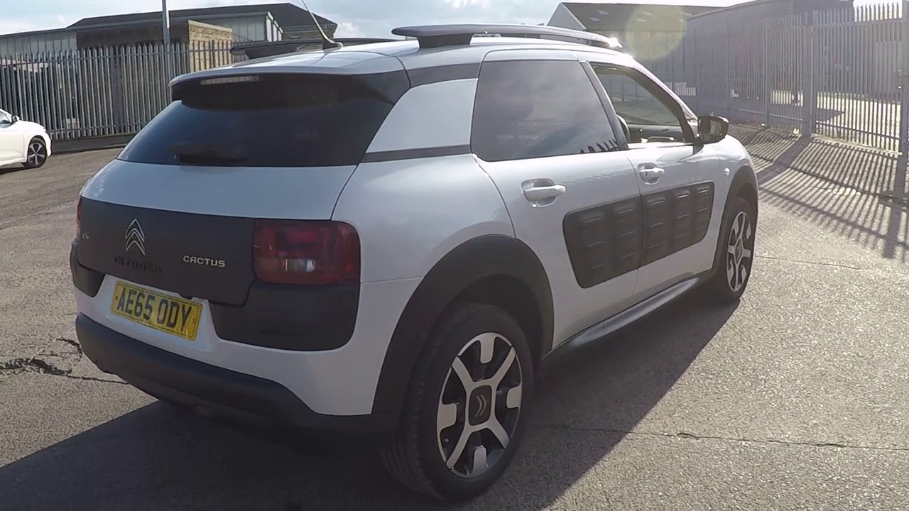 Right Car Hull CITROEN C4 Cactus - YouTube