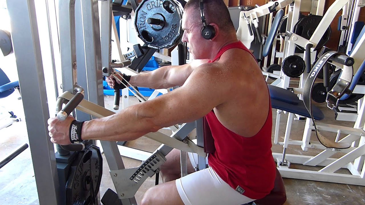3rd exercise LF Pro 2 Series mid row. Band assist. - YouTube