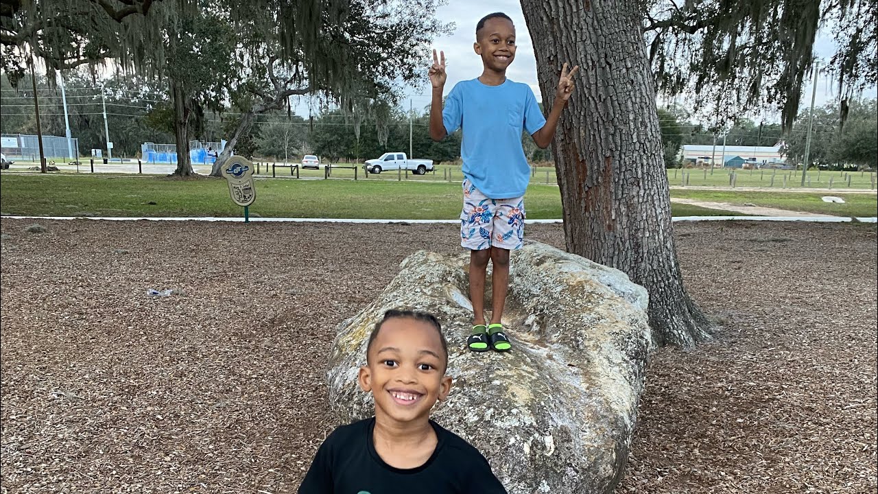 Kids get new toy | Guess what happens next 😅 - YouTube