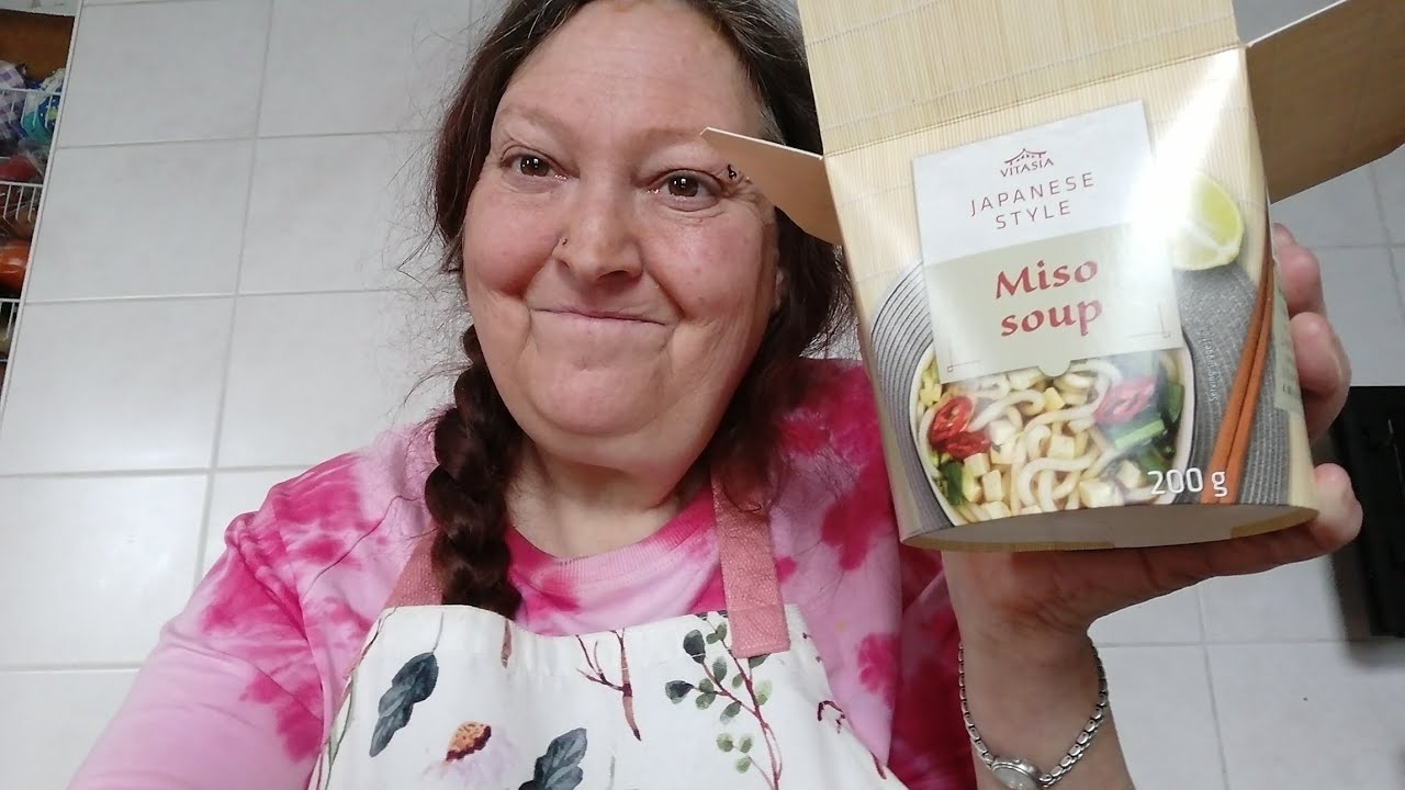 Japanese week Lidl miso soup wasabi cuspies and Japanese tea - YouTube