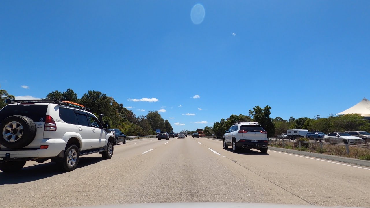 Driving on Australia Highway - The M1 Pacific Motorway - YouTube
