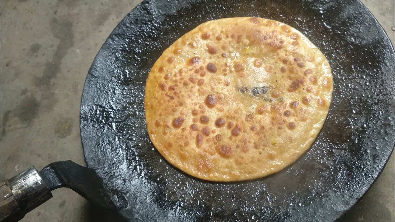 easy aloo paratha😋|how to make aloo paratha#shorts#youtubeshorts # ...