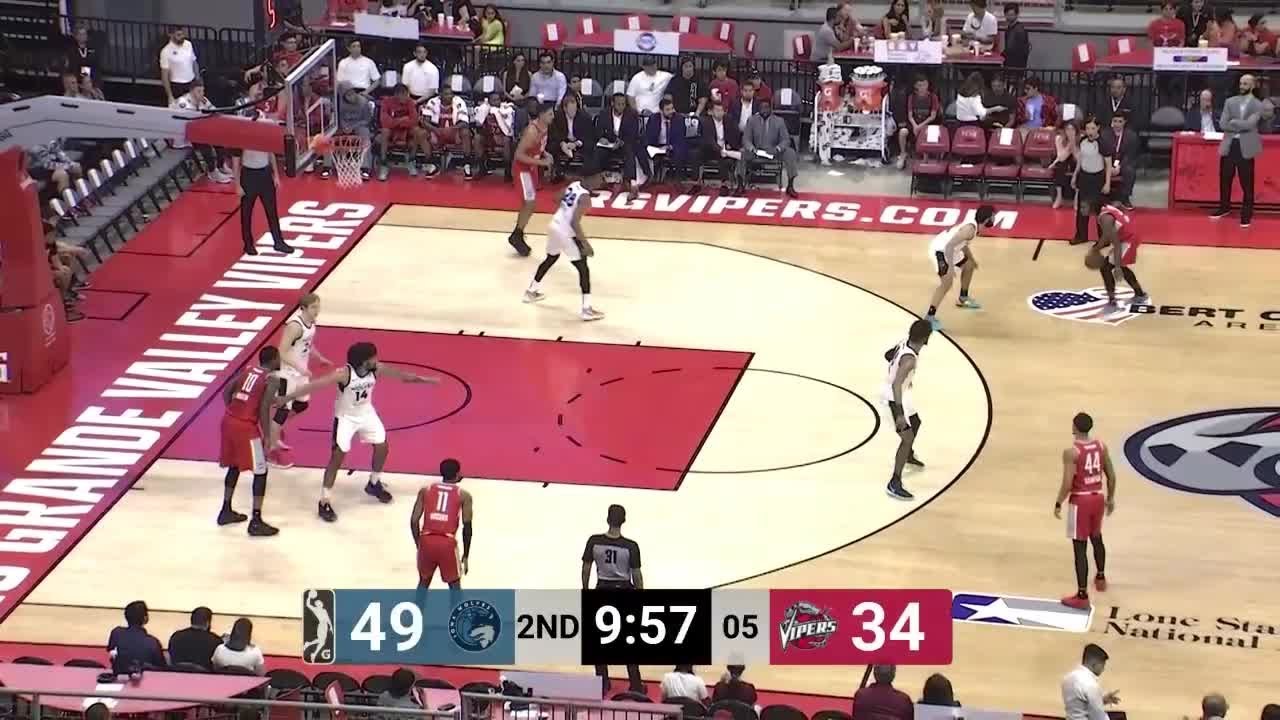Brandon Sampson with 20 Points vs. Iowa Wolves - YouTube