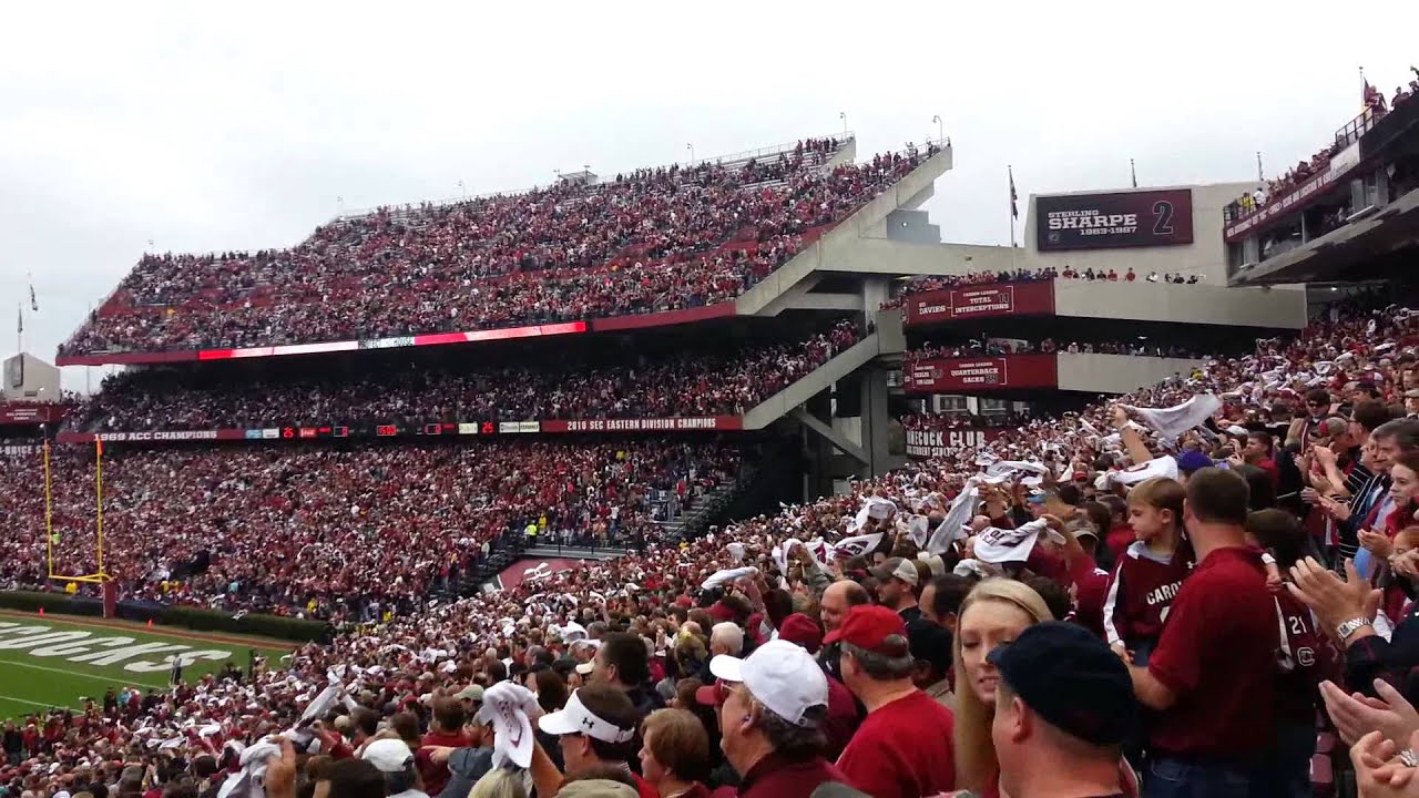 "Sandstorm" University of South Carolina Football kickoff 2013-11-23 ...