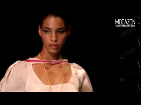 Istanbul Fashion Week Ağustos 2010 - Mehtap Elaidi Defilesi