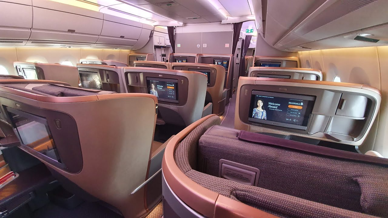 Singapore Airlines SQ361 5 minute Business Class Review - YouTube