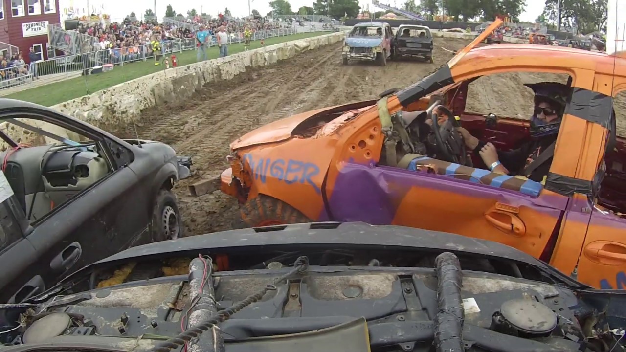 #7 SANDWICH MINIVAN DEMOLITION DERBY 2019 - YouTube