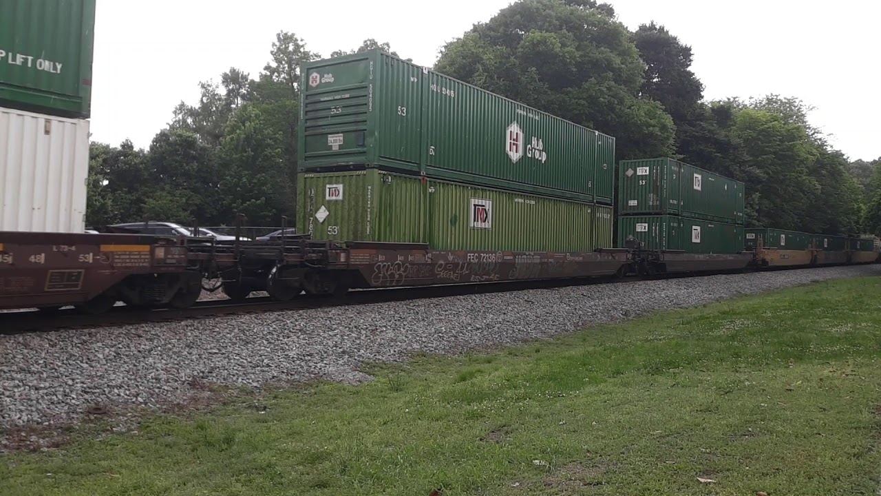 NS 221 with NS 1004 SD70ACE and BNSF 9378 SD70ACE - YouTube