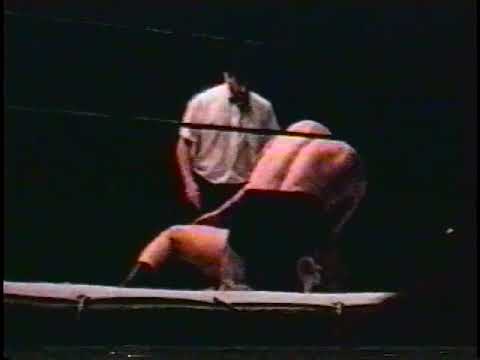 Killer Kowalski vs Mario Milano - 1967 Festival Hall, Australia - YouTube