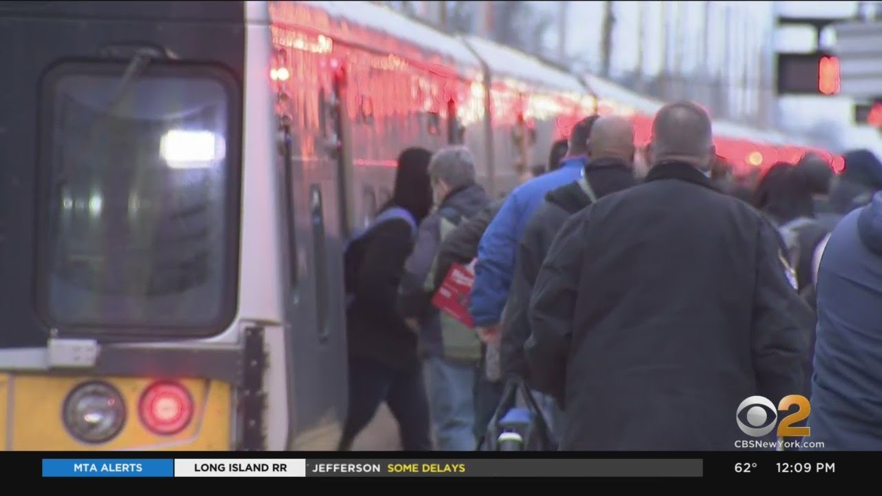 LIRR Adds Trains Tuesday To Avoid Crowding - YouTube