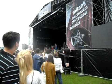 Kury grają P.O.L.O.V.I.R.U.S. na OFF Festival 2011