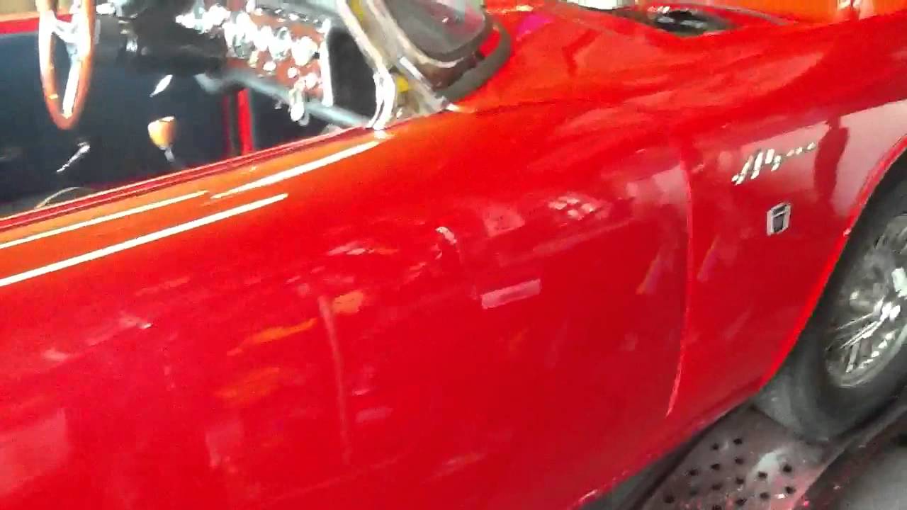 Sunbeam Alpine V6 Series 2 - YouTube